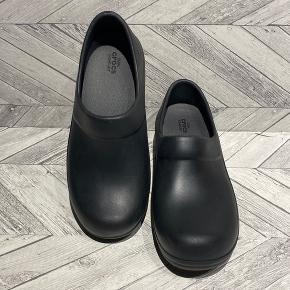 CROCS | Shoes | New Crocs Dual Conform Platform Black Color Size 9 ...